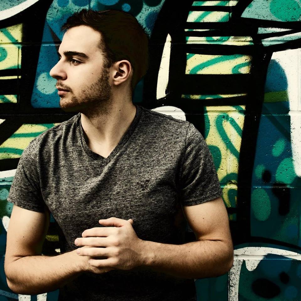 When Business Strikes a Chord: Sophomore Breaks into Music Industry ...