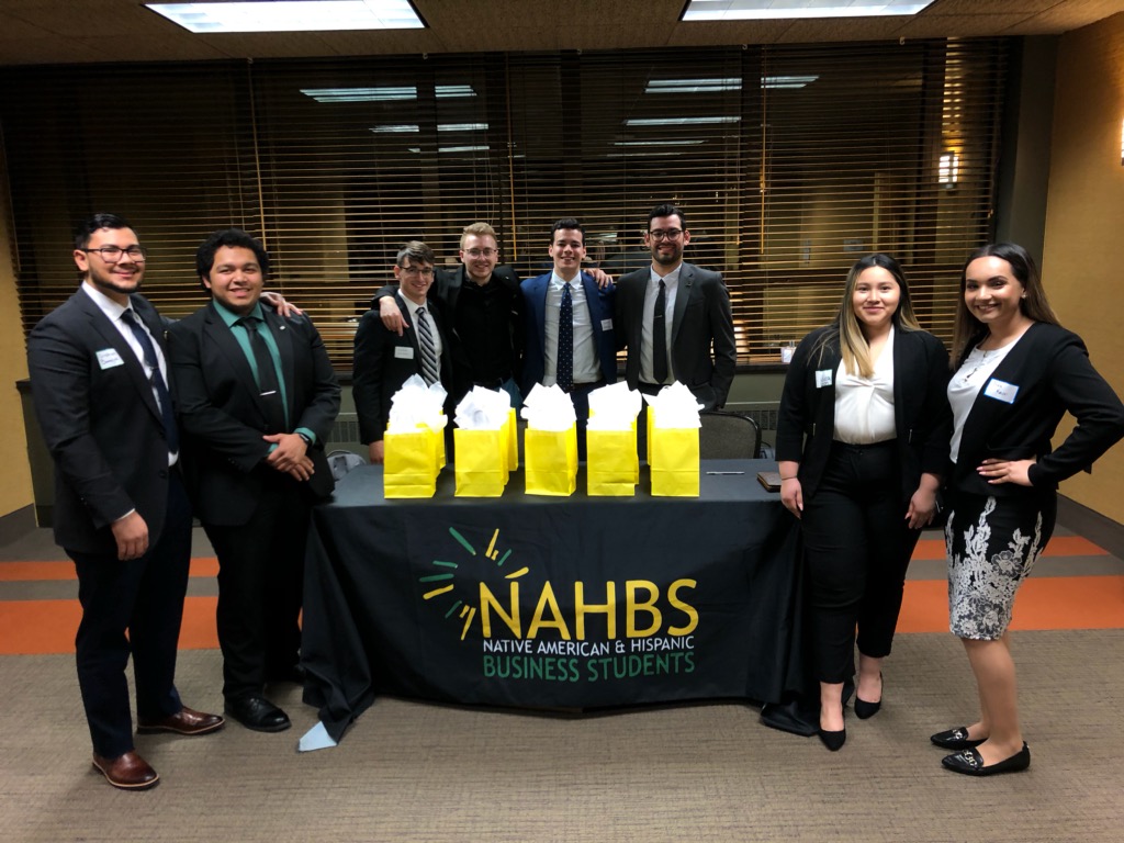 Fifth annual NAHBS Professional Development Dinner continues to grow ...