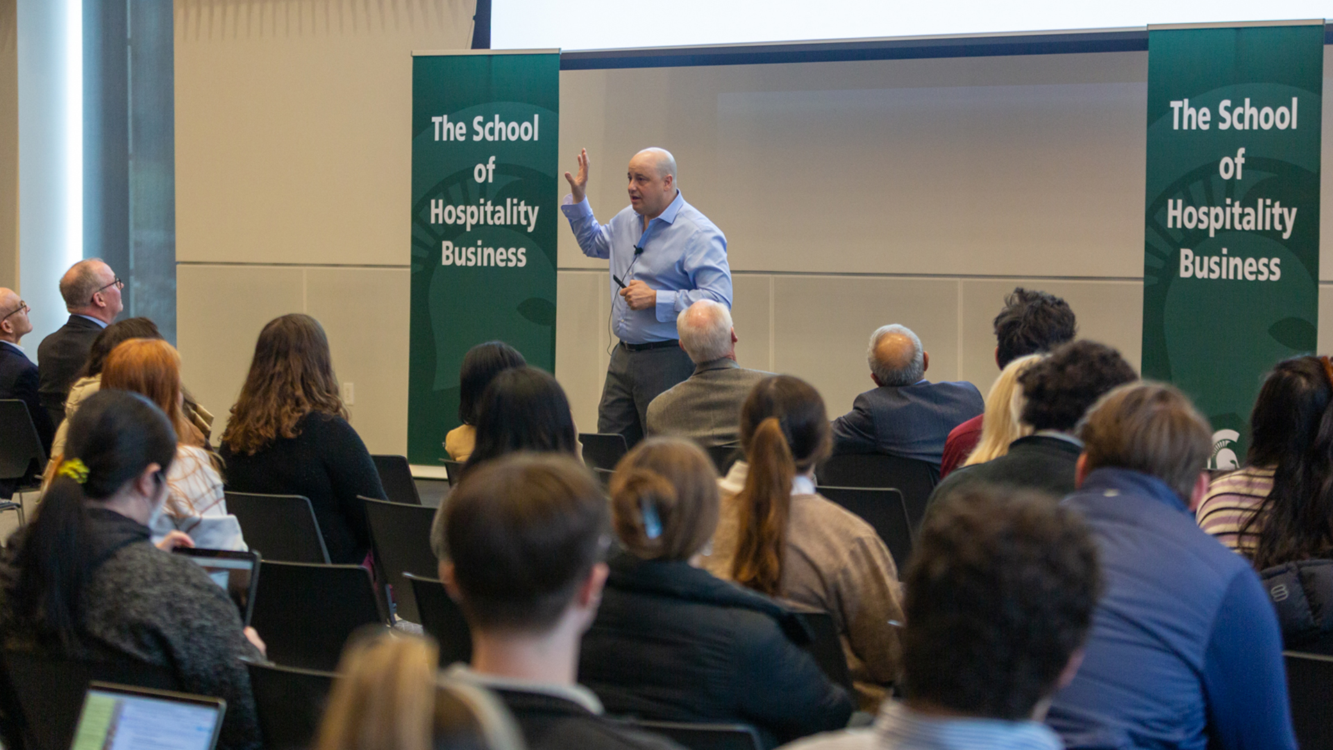 Hotel COO addresses service ethics at inaugural Schmidgall Lecture ...